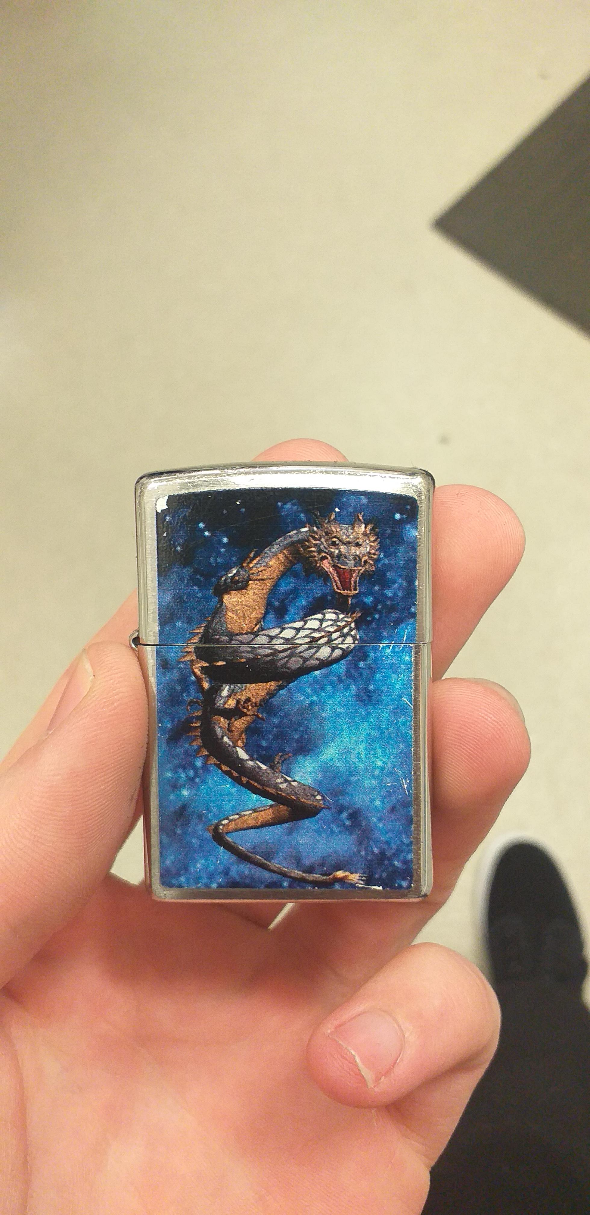 My old and worn edc zippo | Scrolller