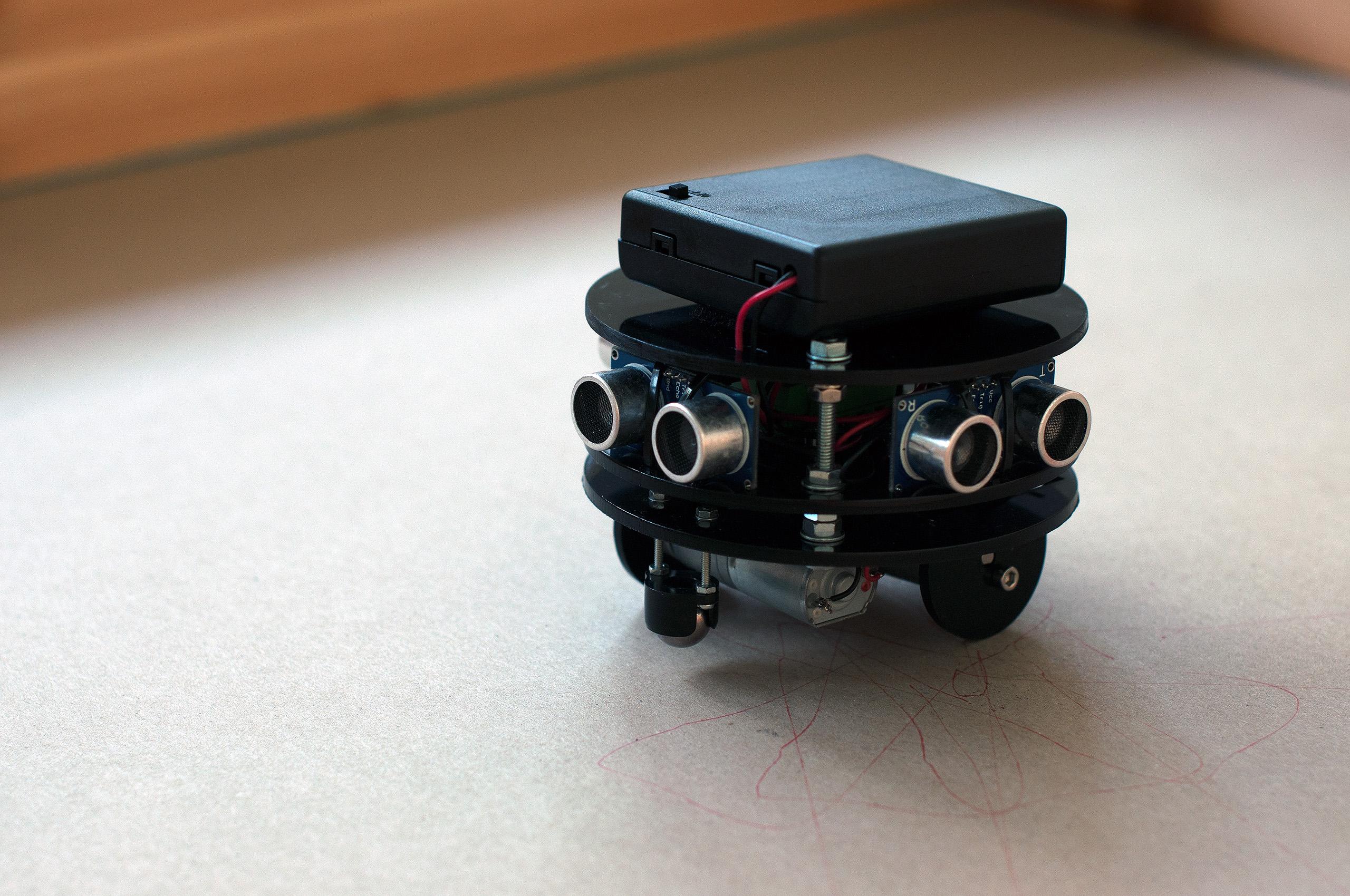 My own little ("swarm") robo | Scrolller