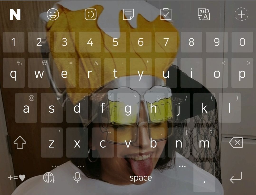 My phone keyboard | Scrolller