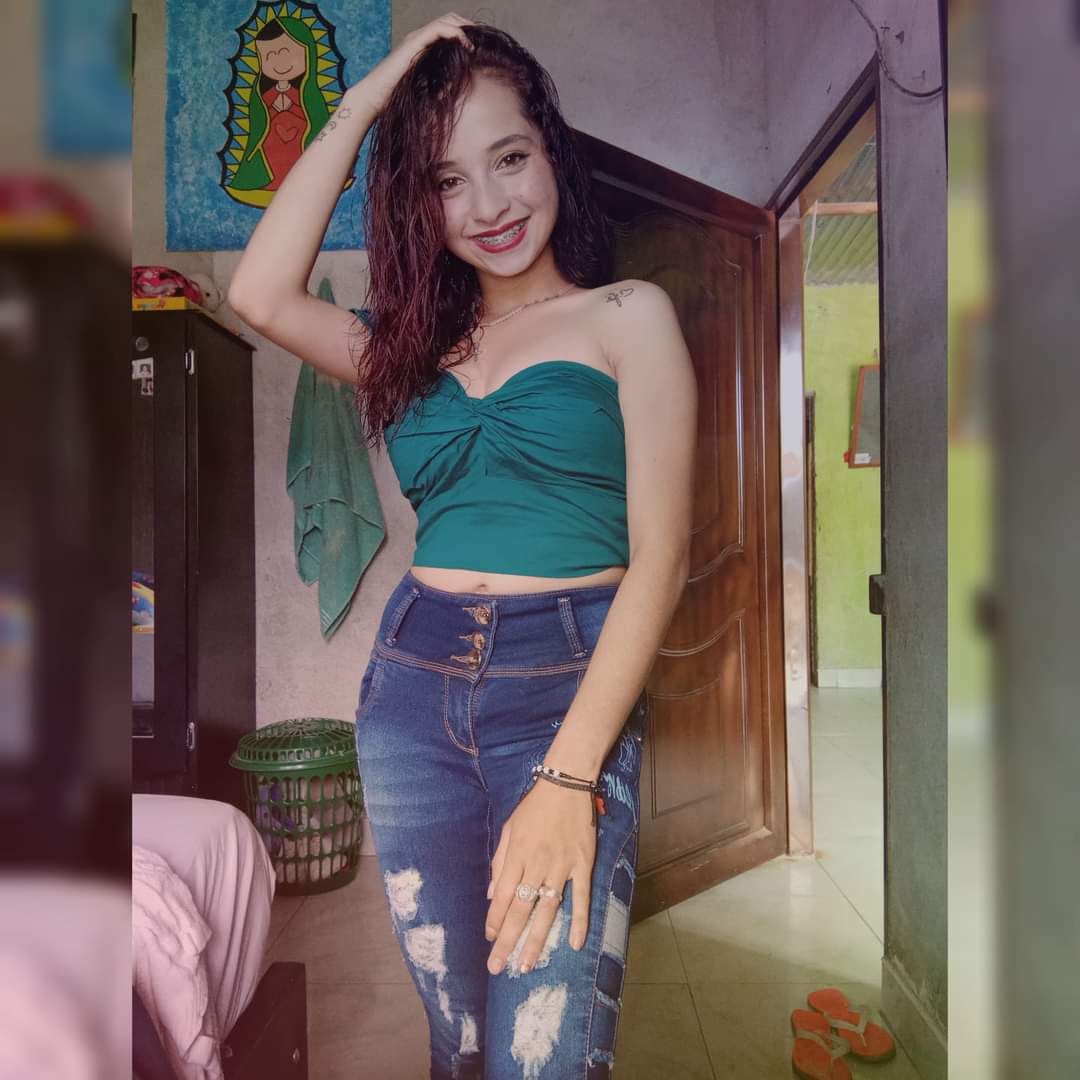 My sister (19) is just so sensitive | Scrolller