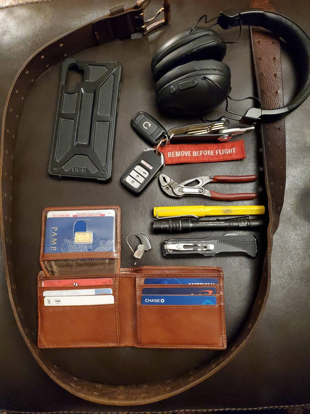 My work eDC as a CNC operator | Scrolller