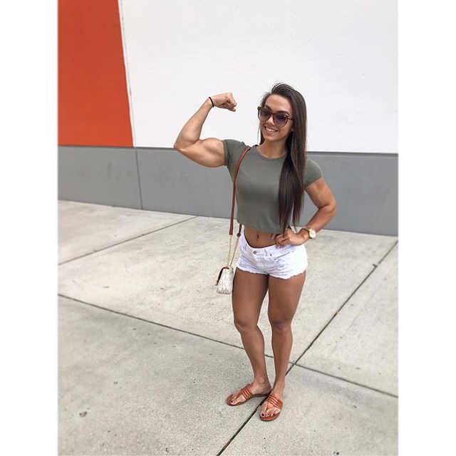 Nadia Amy | Scrolller