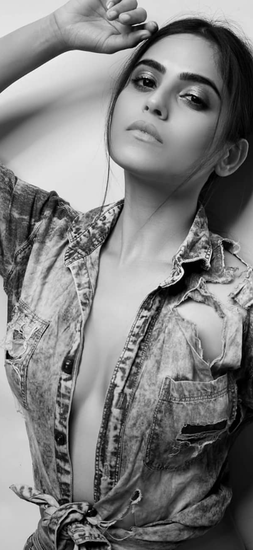 Naina Ganguly | Scrolller