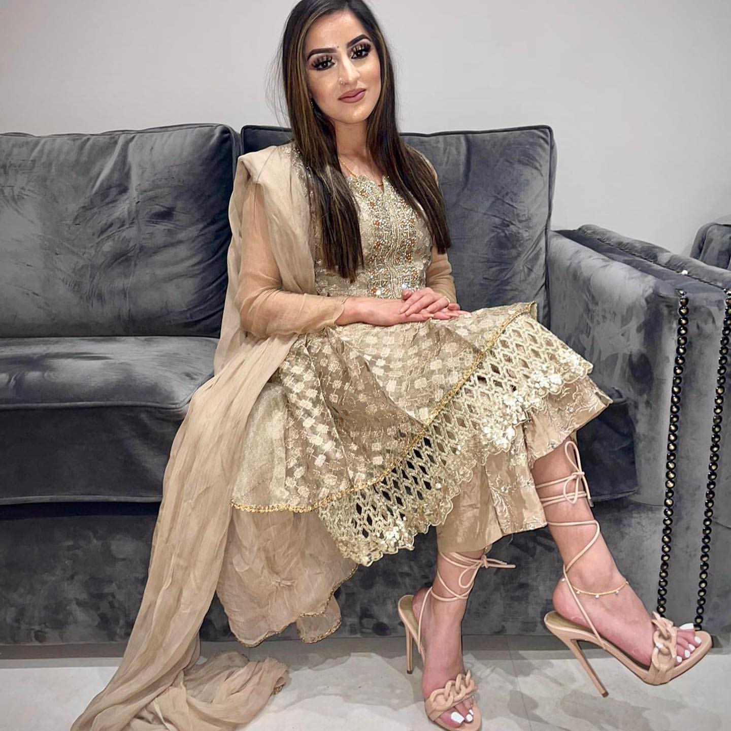 Name 5 things you would do to her if you had her for one night only ...