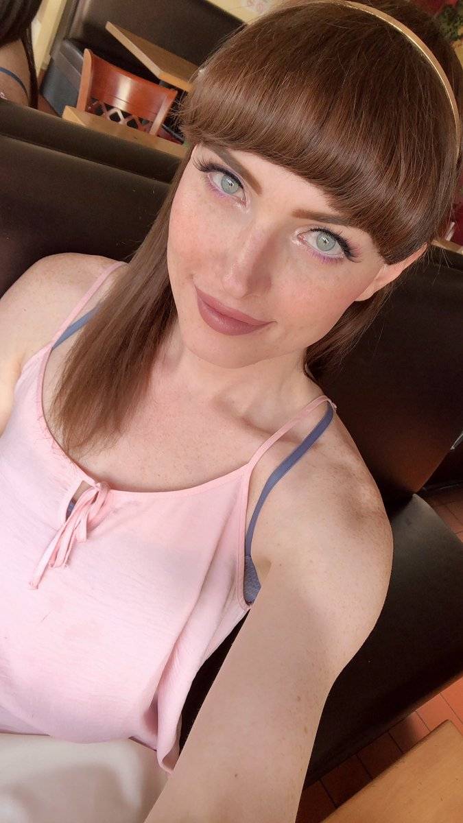 Natalie Mars | Scrolller