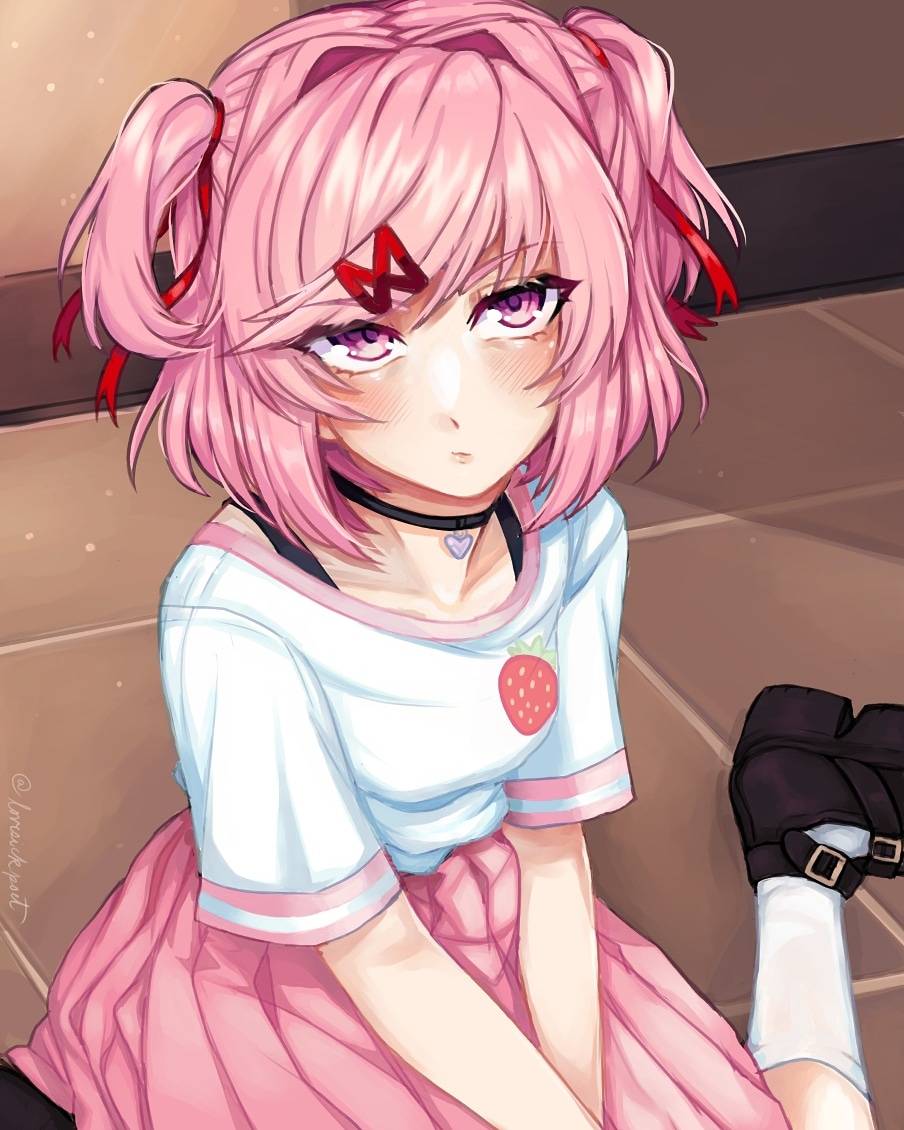 Natsuki 💖 | Scrolller