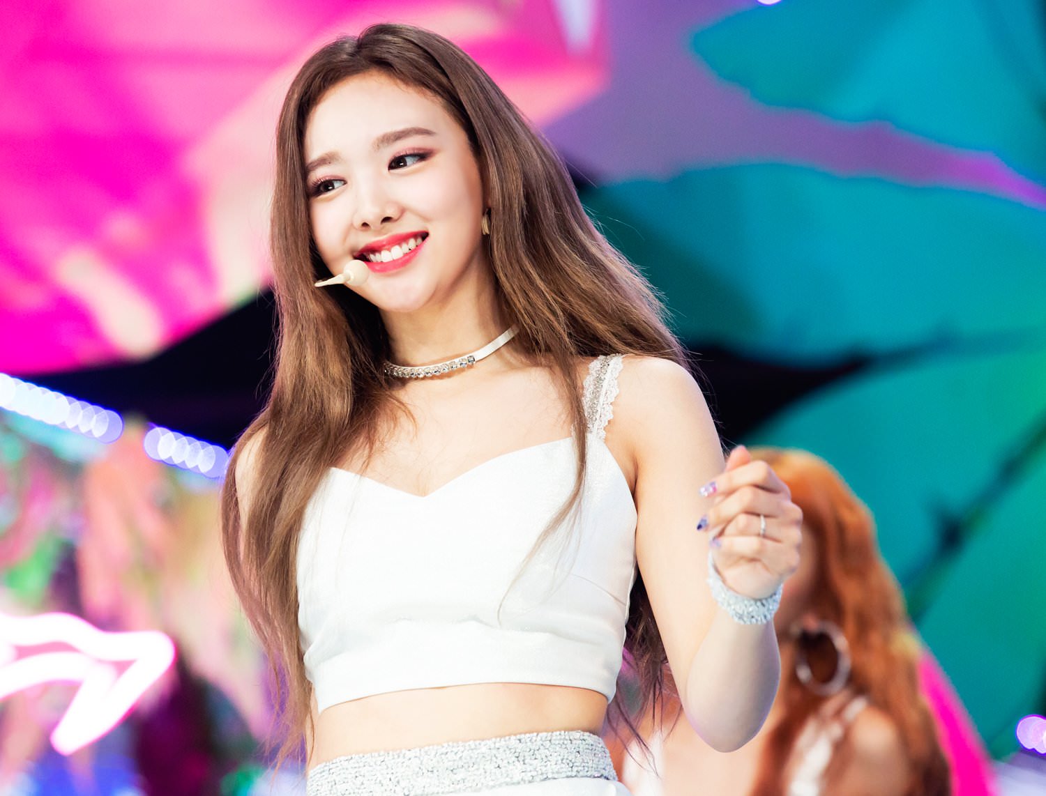 Nayeon | Scrolller