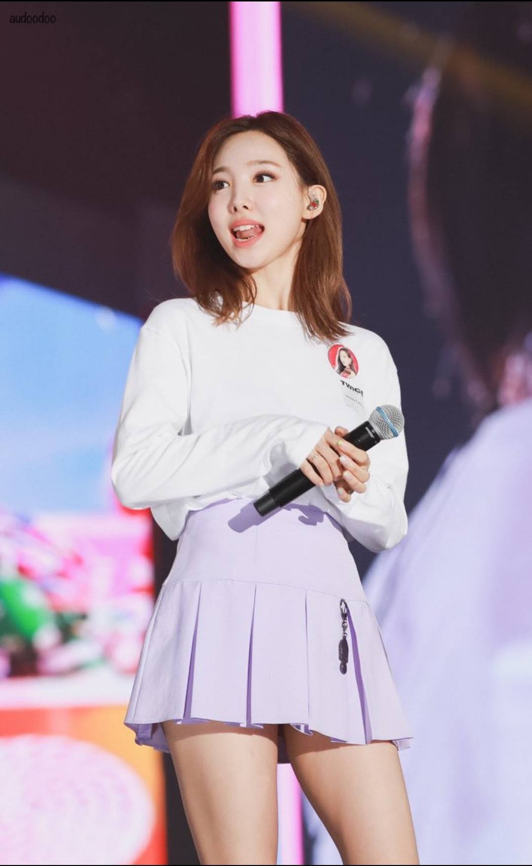 Nayeon | Scrolller