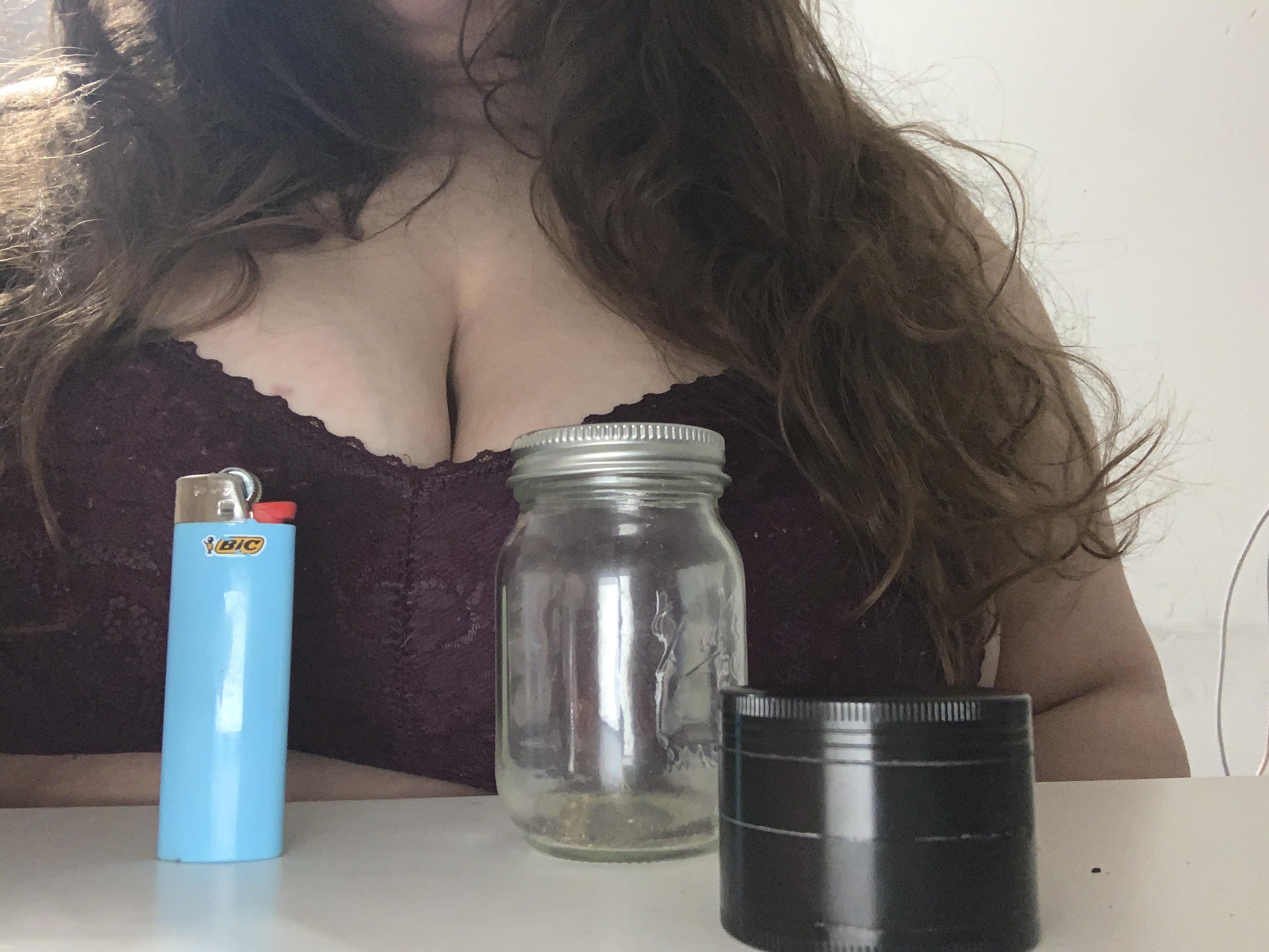 need this jar and something else filled (; | Scrolller