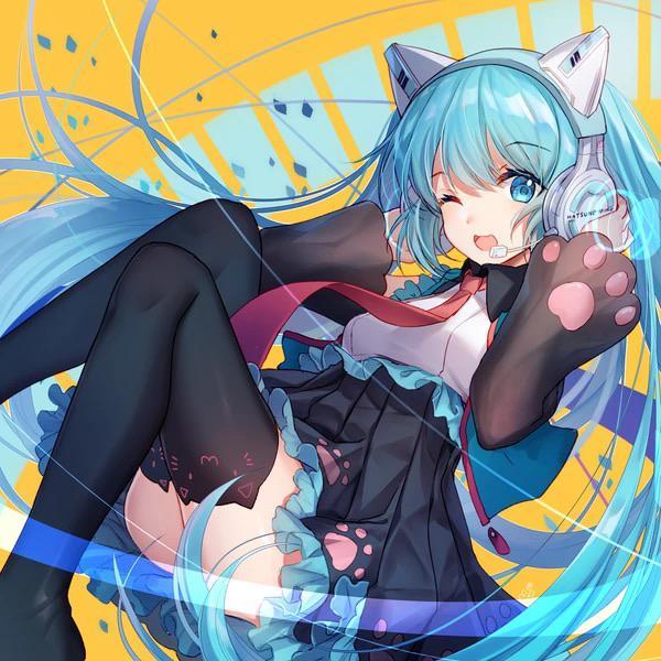 Neko Hatsune | Scrolller