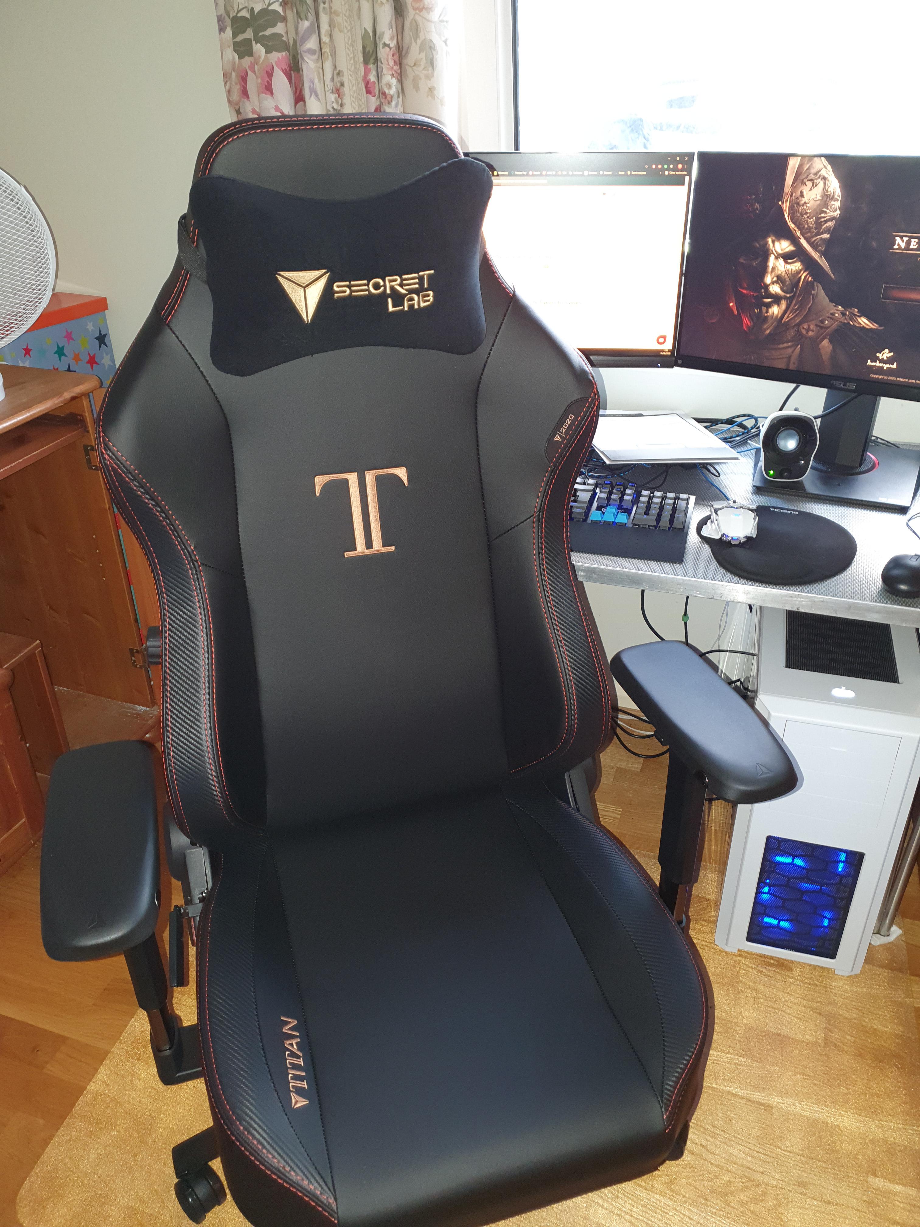 New addition to my setup, the Titan has arrived!! #secretlab | Scrolller
