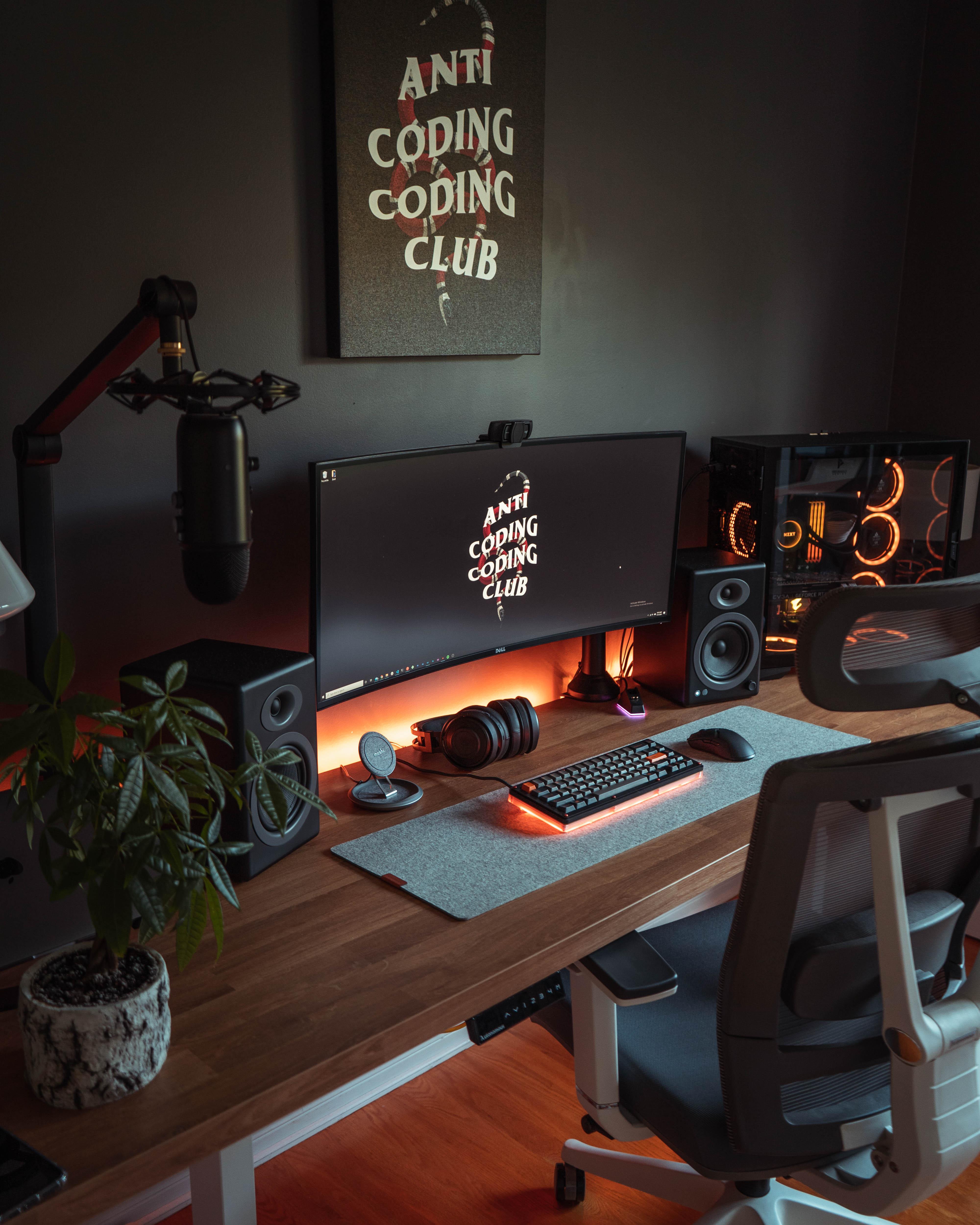 New Desk Setup x Canvogh Hype Beast | Scrolller