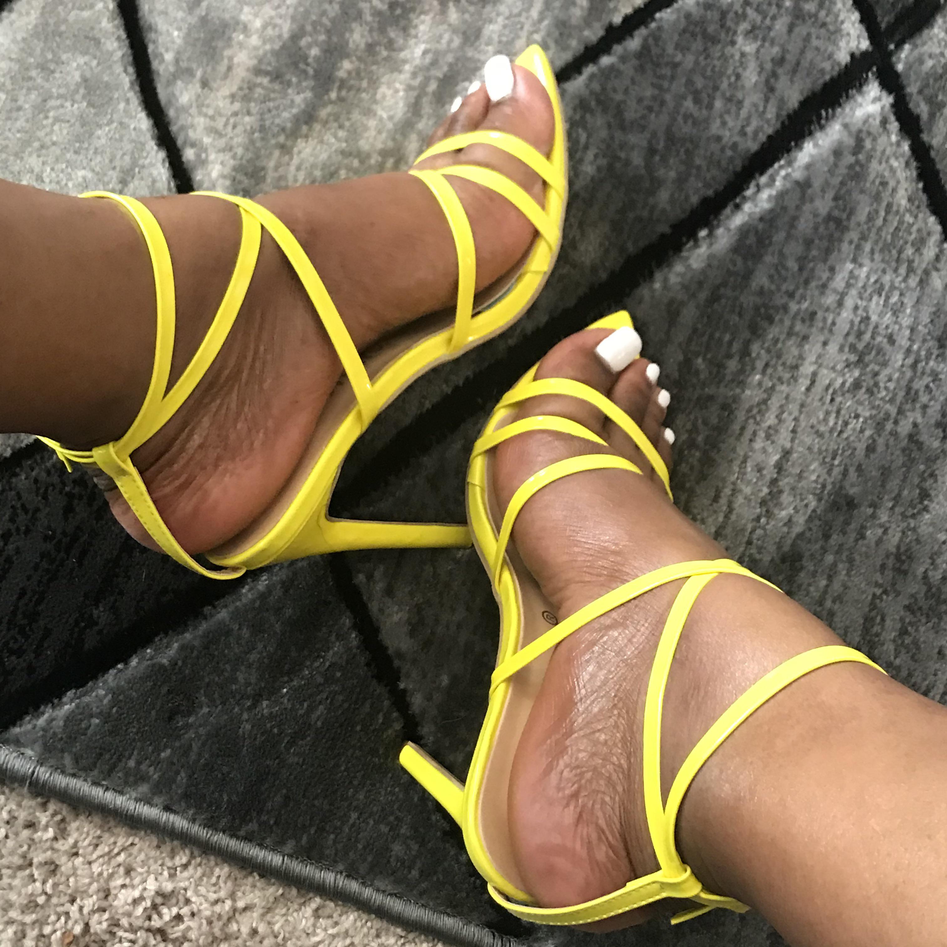 New heels just came in! Do we like? | Scrolller