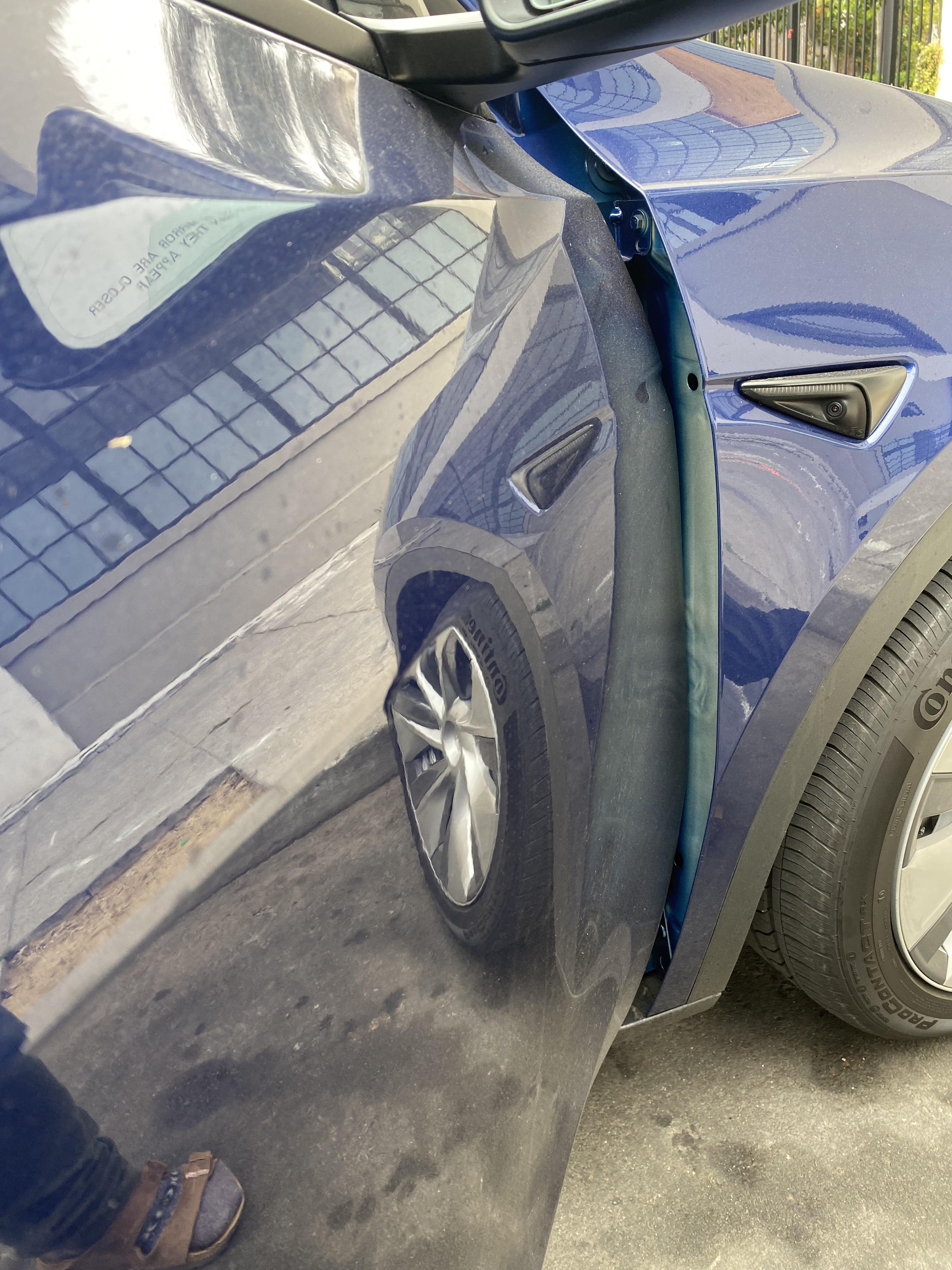 New model Y - inside of door jam not painted. Defect? | Scrolller