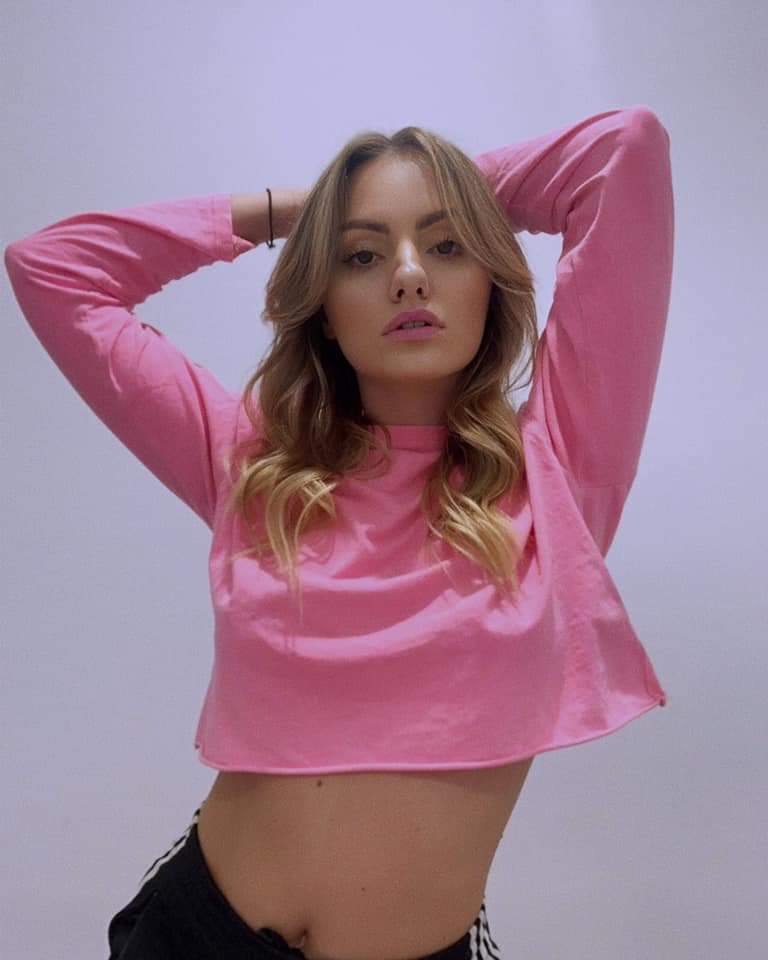 New on Facebook | Scrolller