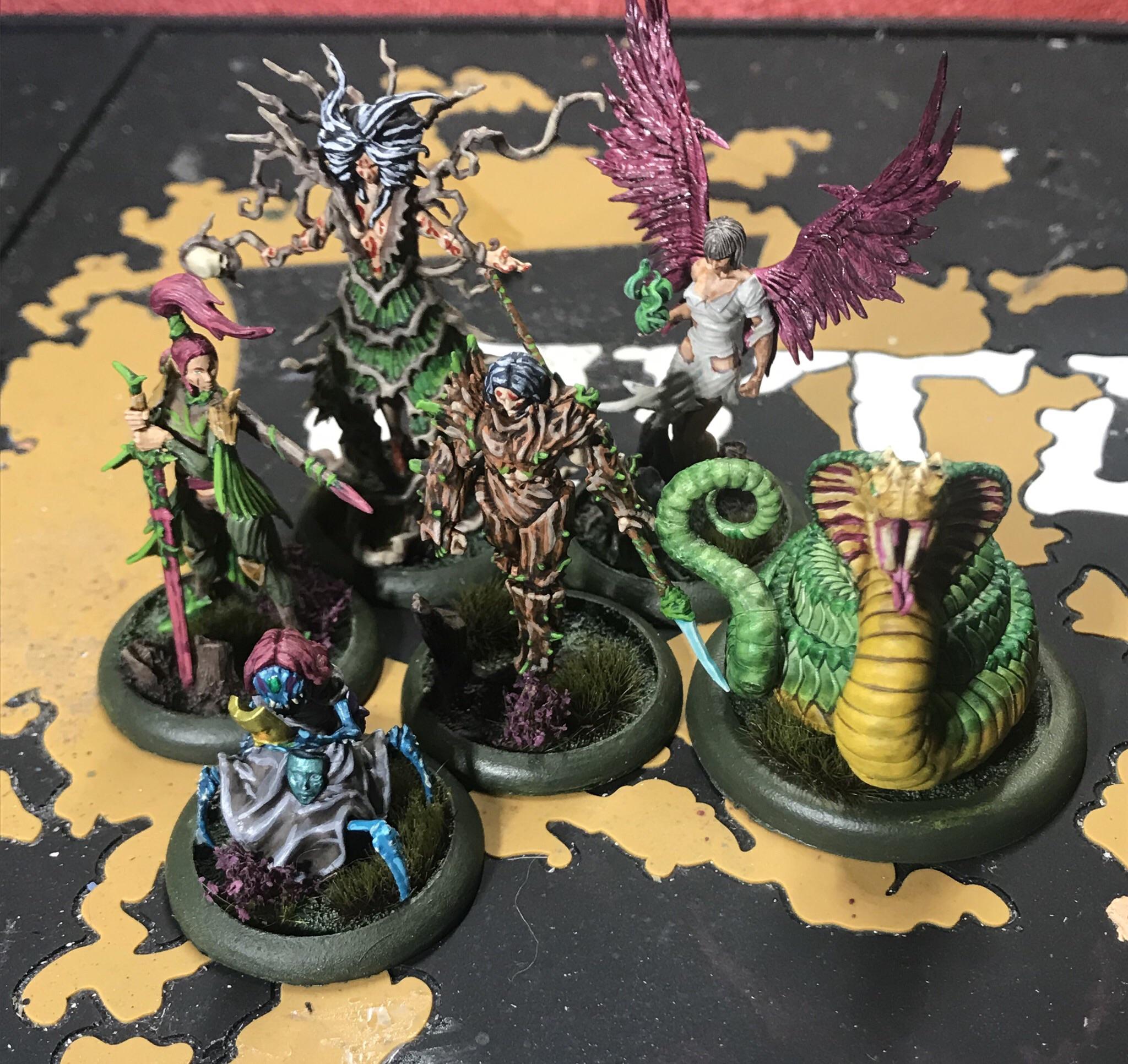 New to Malifaux, finished my first crew box. | Scrolller