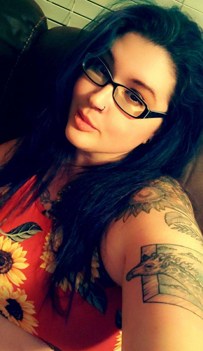 New top, you like? | Scrolller