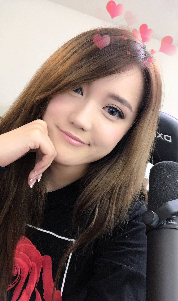 New Twitter pic | Scrolller