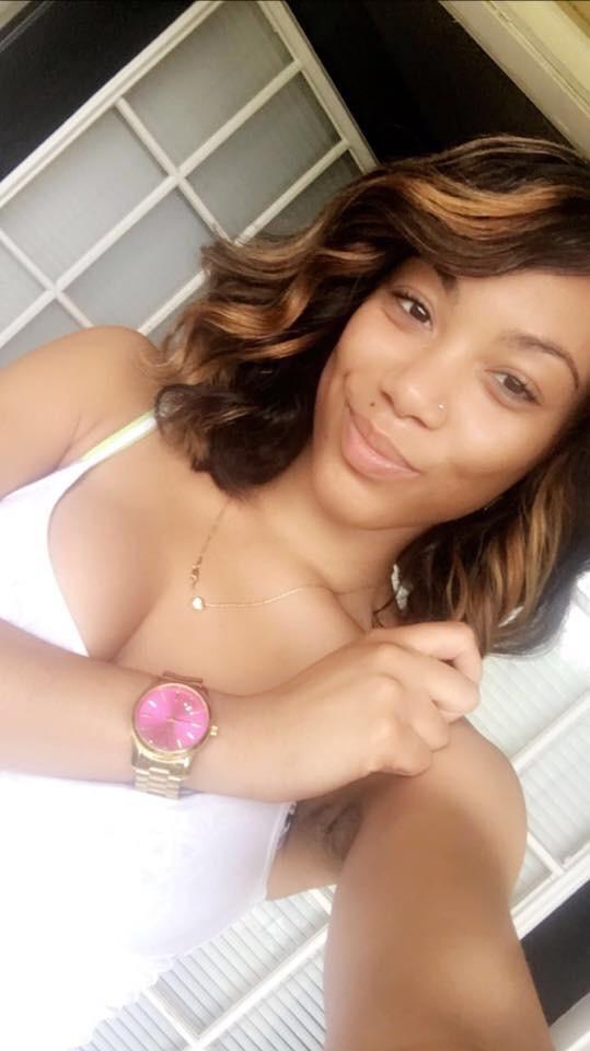 Nice pit selfie | Scrolller