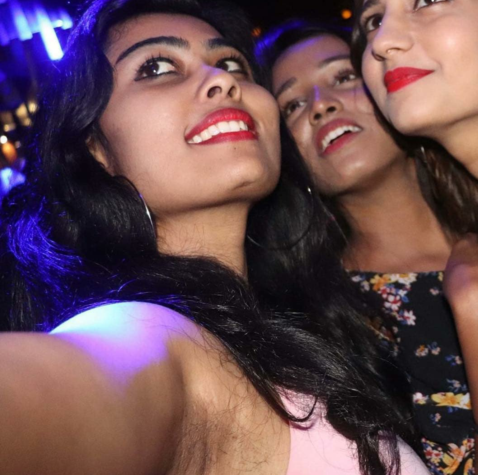 Nice Selfie | Scrolller