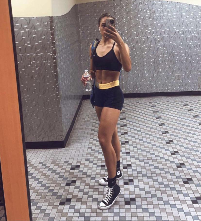 Nike Pro and chucks | Scrolller