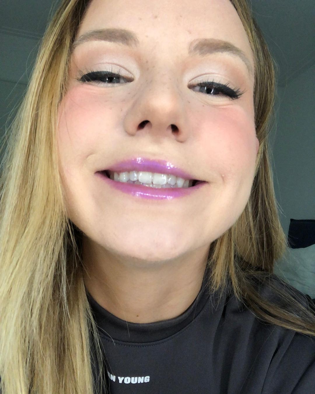 No caption dm | Scrolller