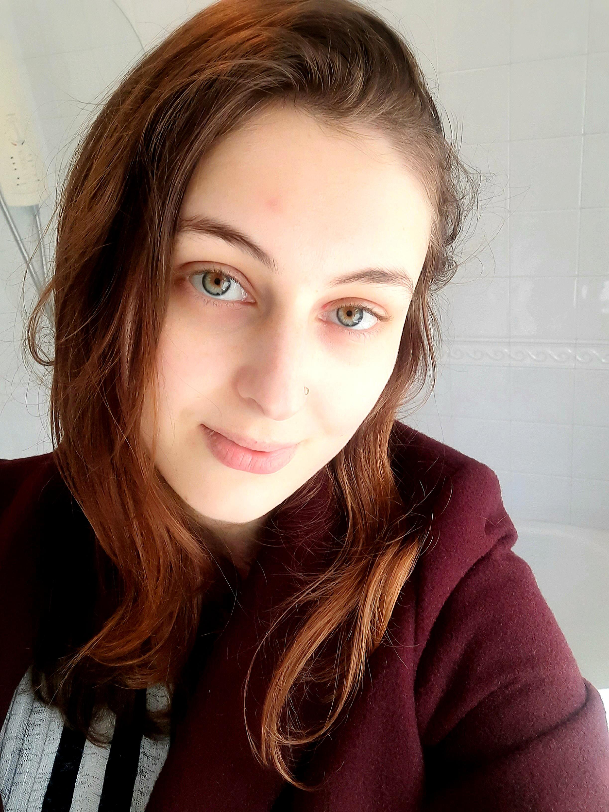 No makeup :)) | Scrolller