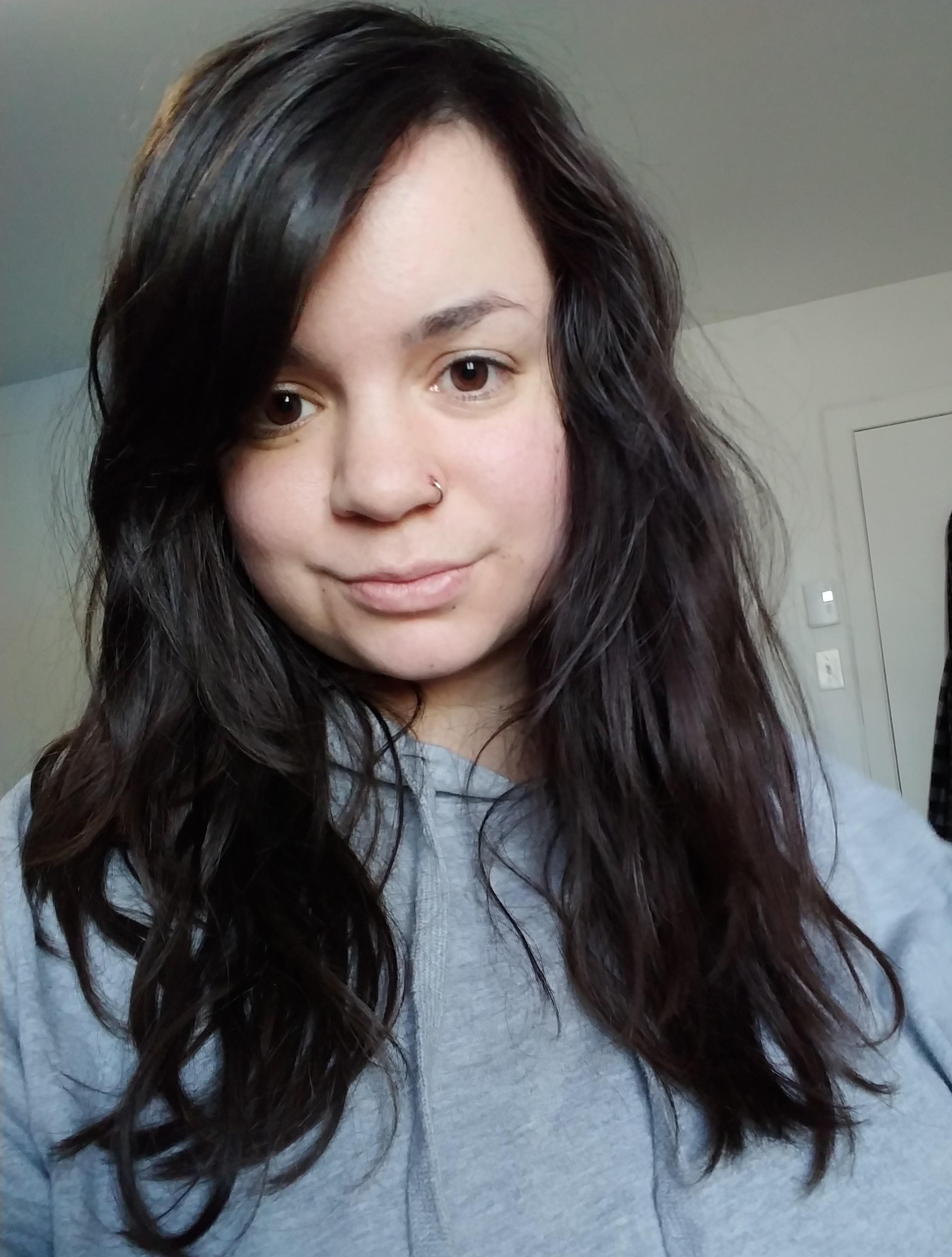 No makeup and comfy clothes | Scrolller