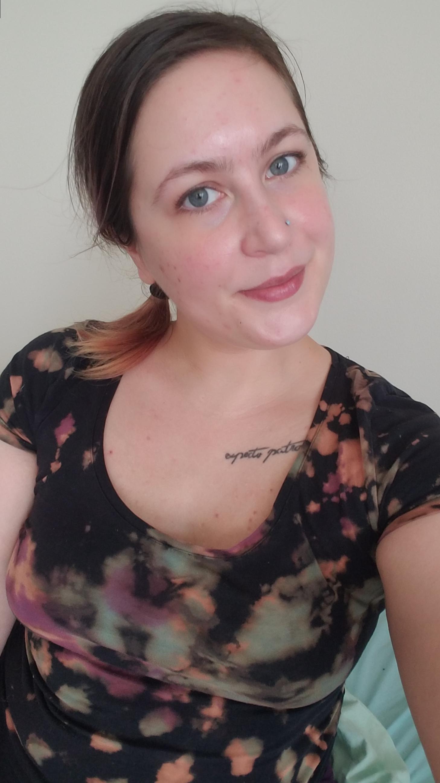 No makeup, no problem | Scrolller