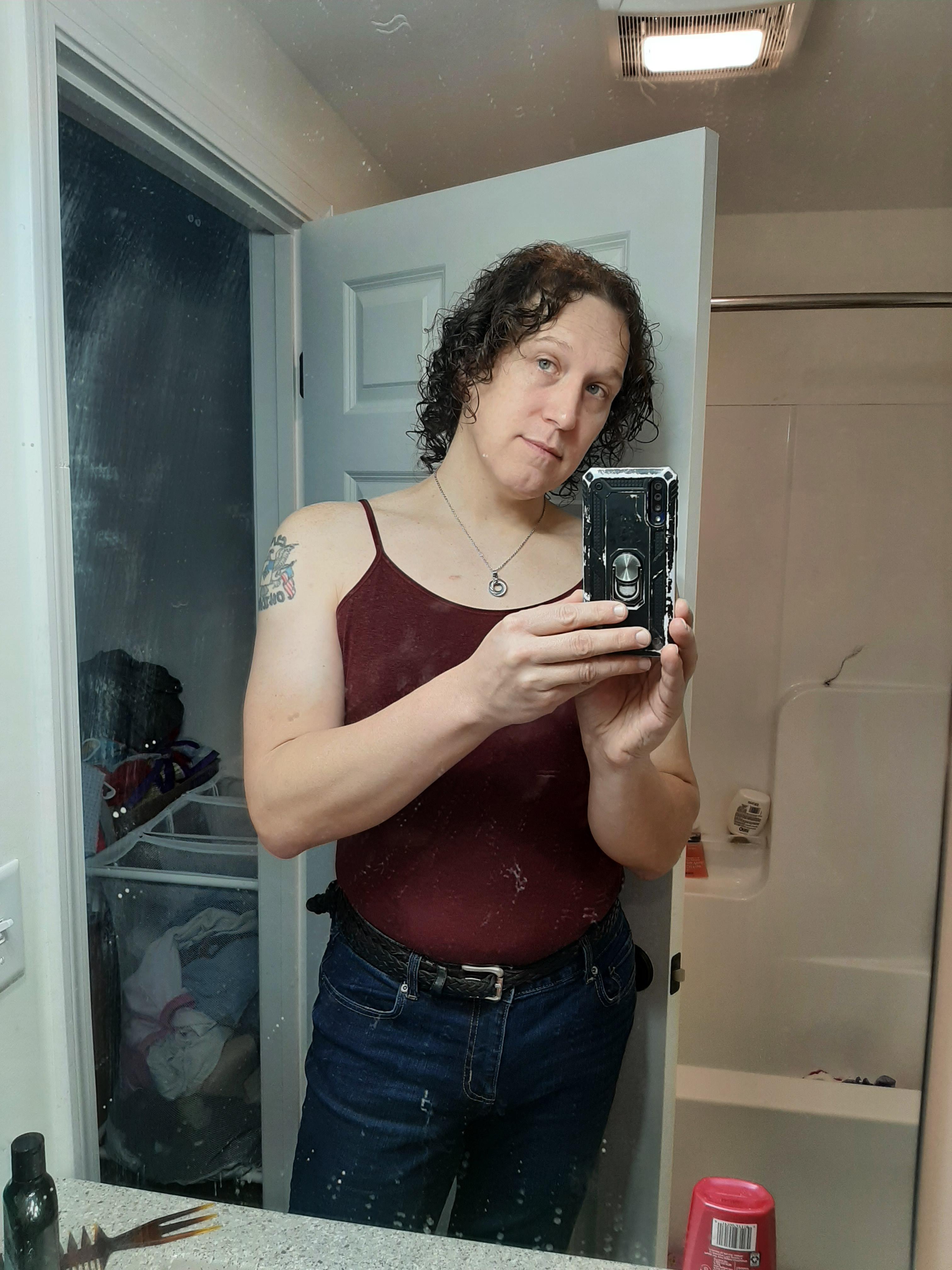 No makeup... when will curls behave! | Scrolller