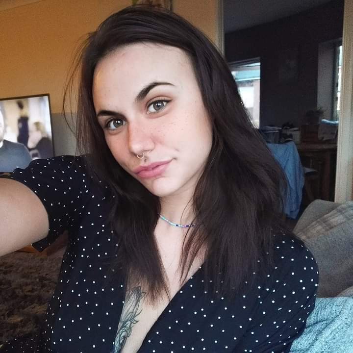 No nudity here! Just my pale ol face 💀👻 F30 | Scrolller