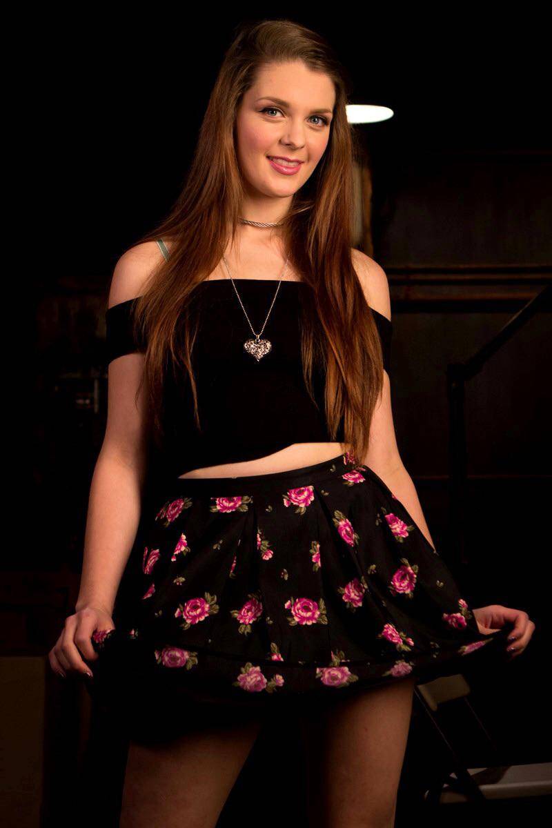 Nora Riley | Scrolller