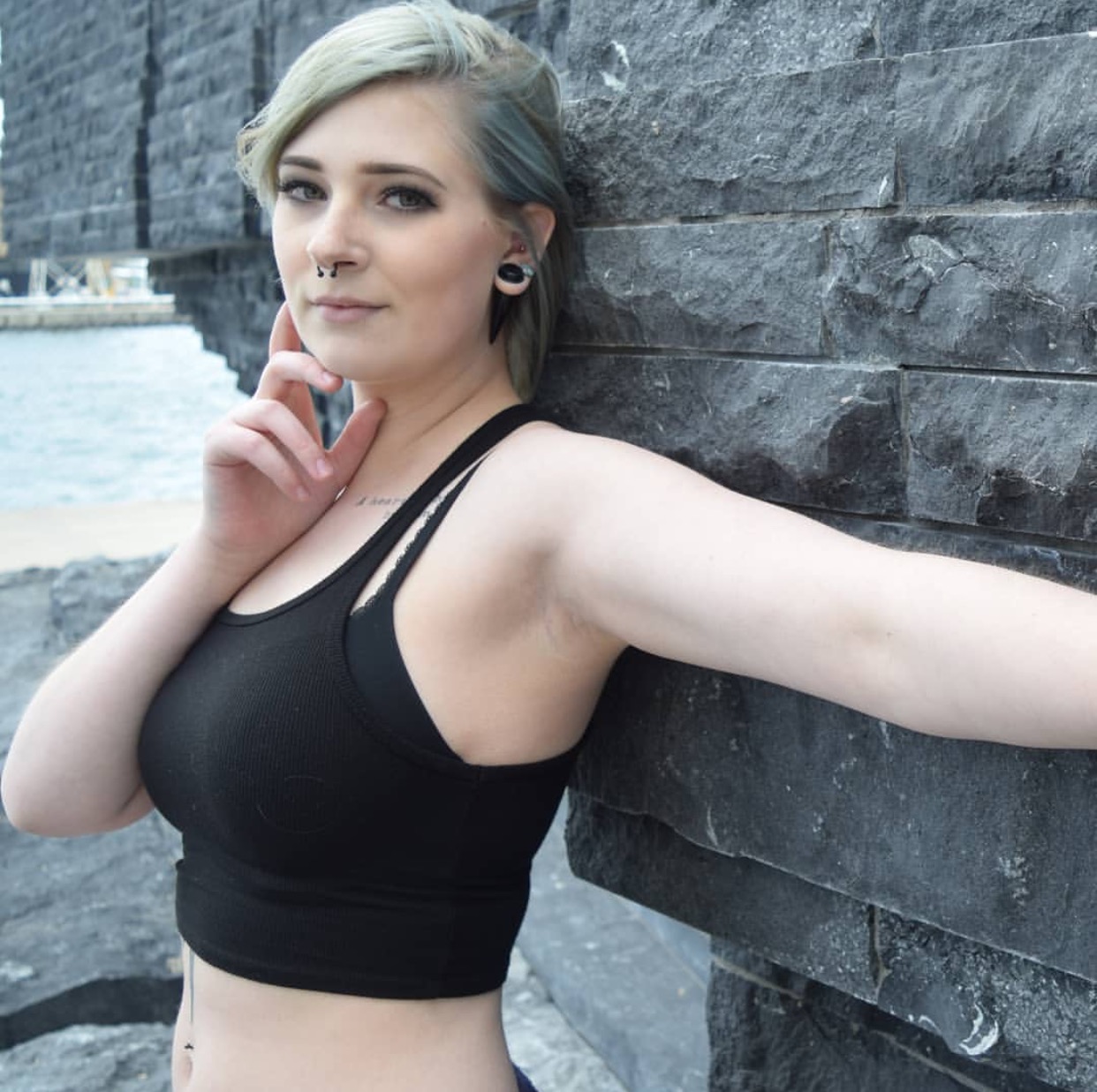 Nose ring | Scrolller