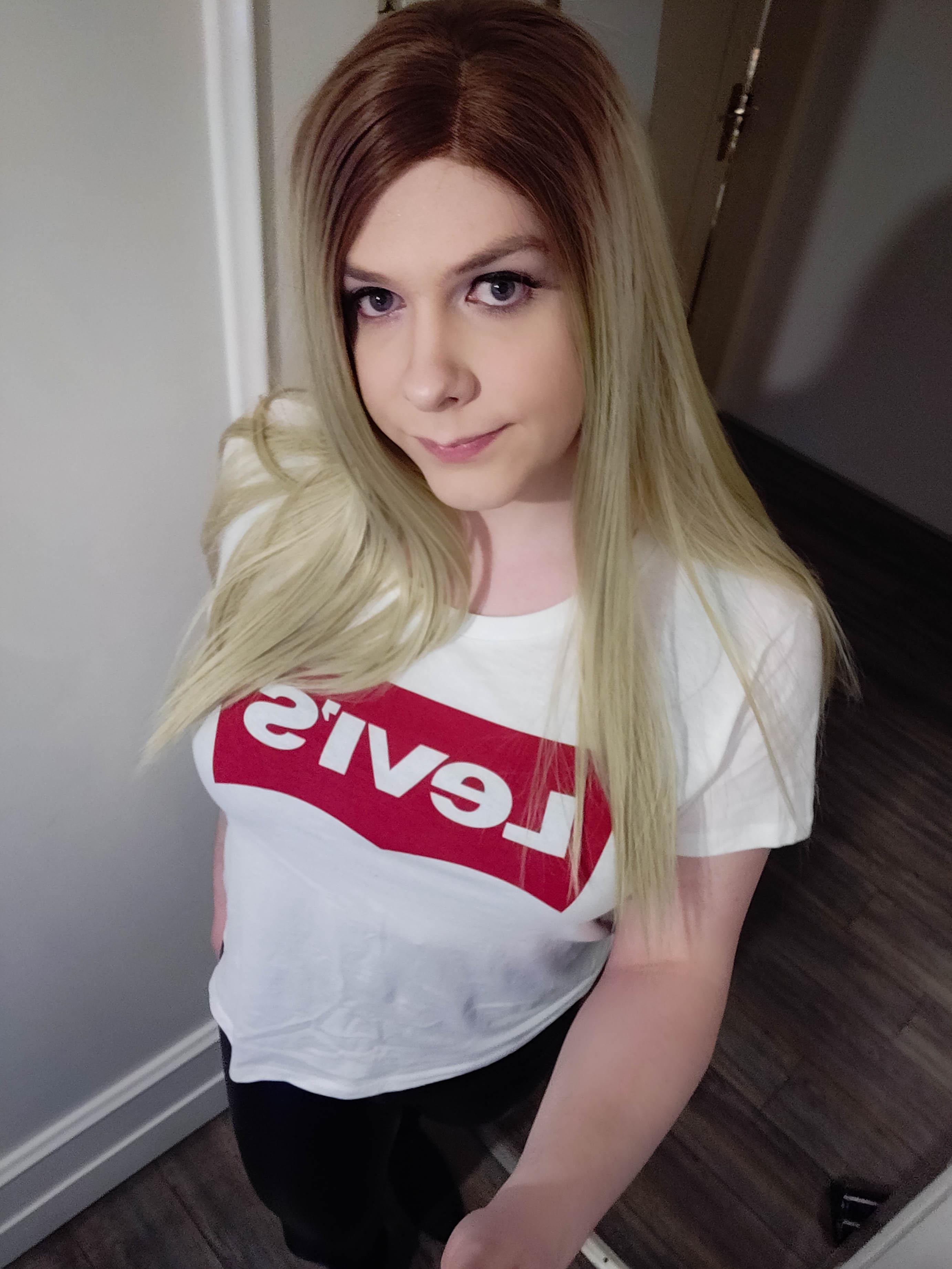 Not dressed in a while... thinking back to the "old" days :D | Scrolller