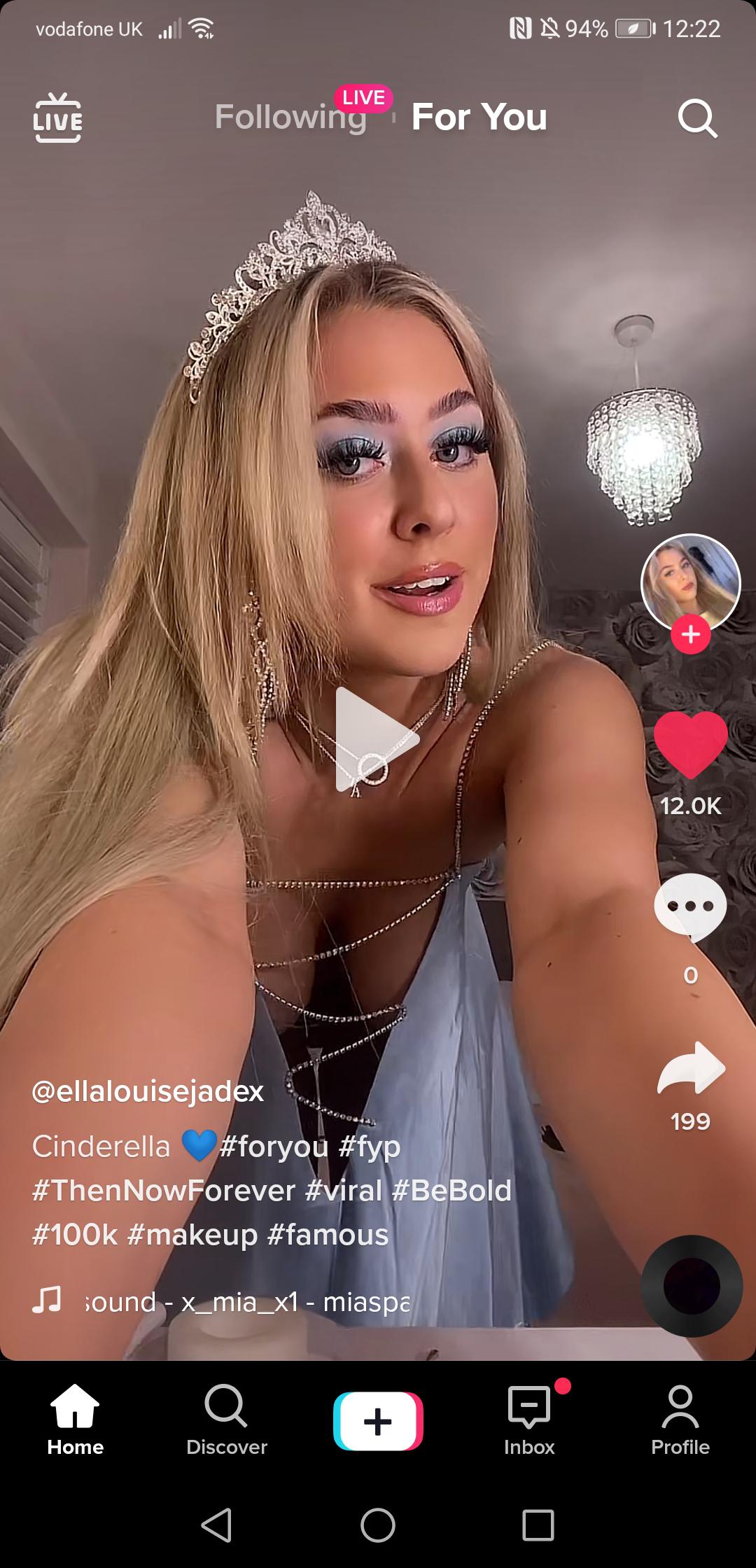 Not much of a slip, but peak right down the dress | Scrolller