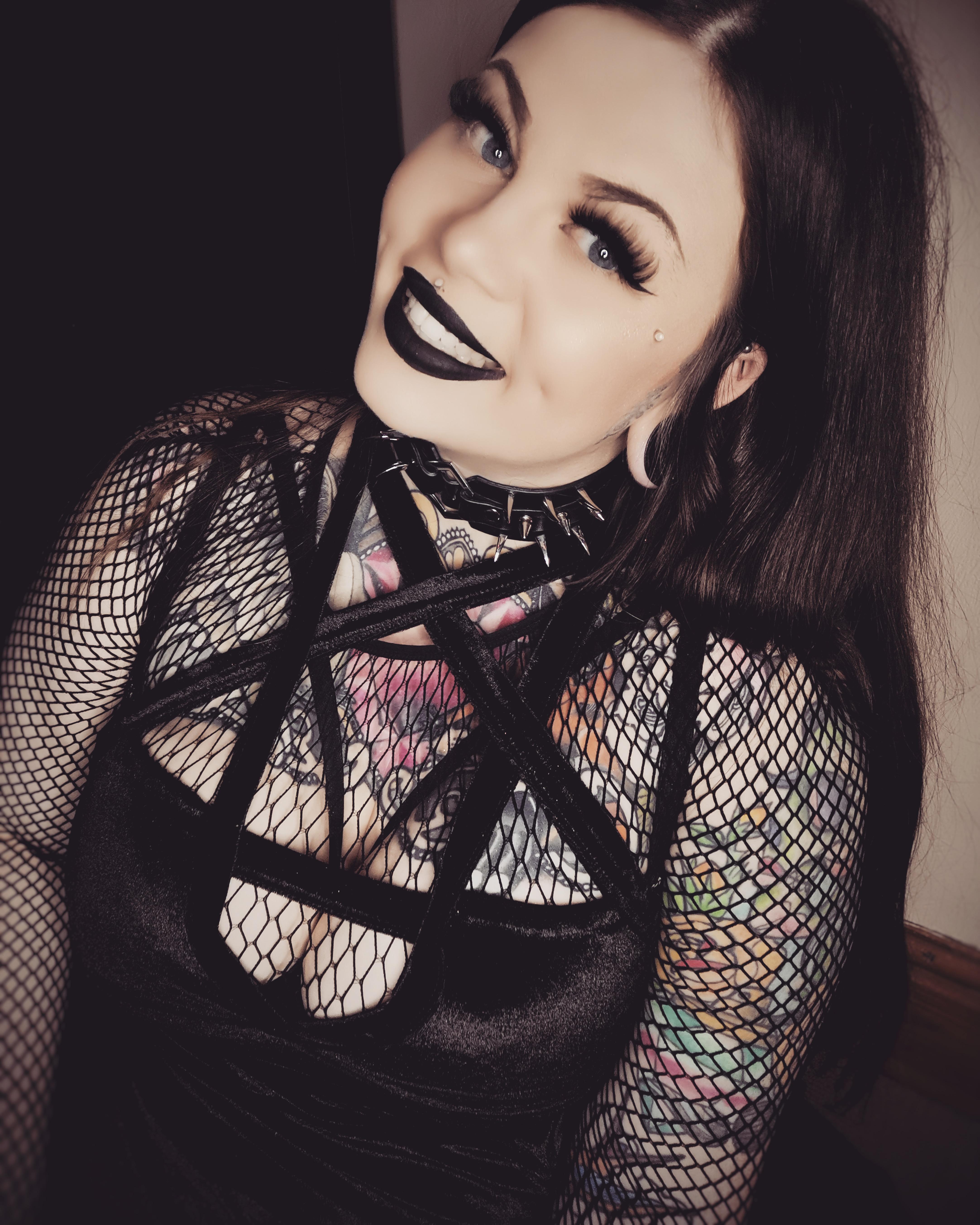 I'm actually wearing clothes for a change | Scrolller