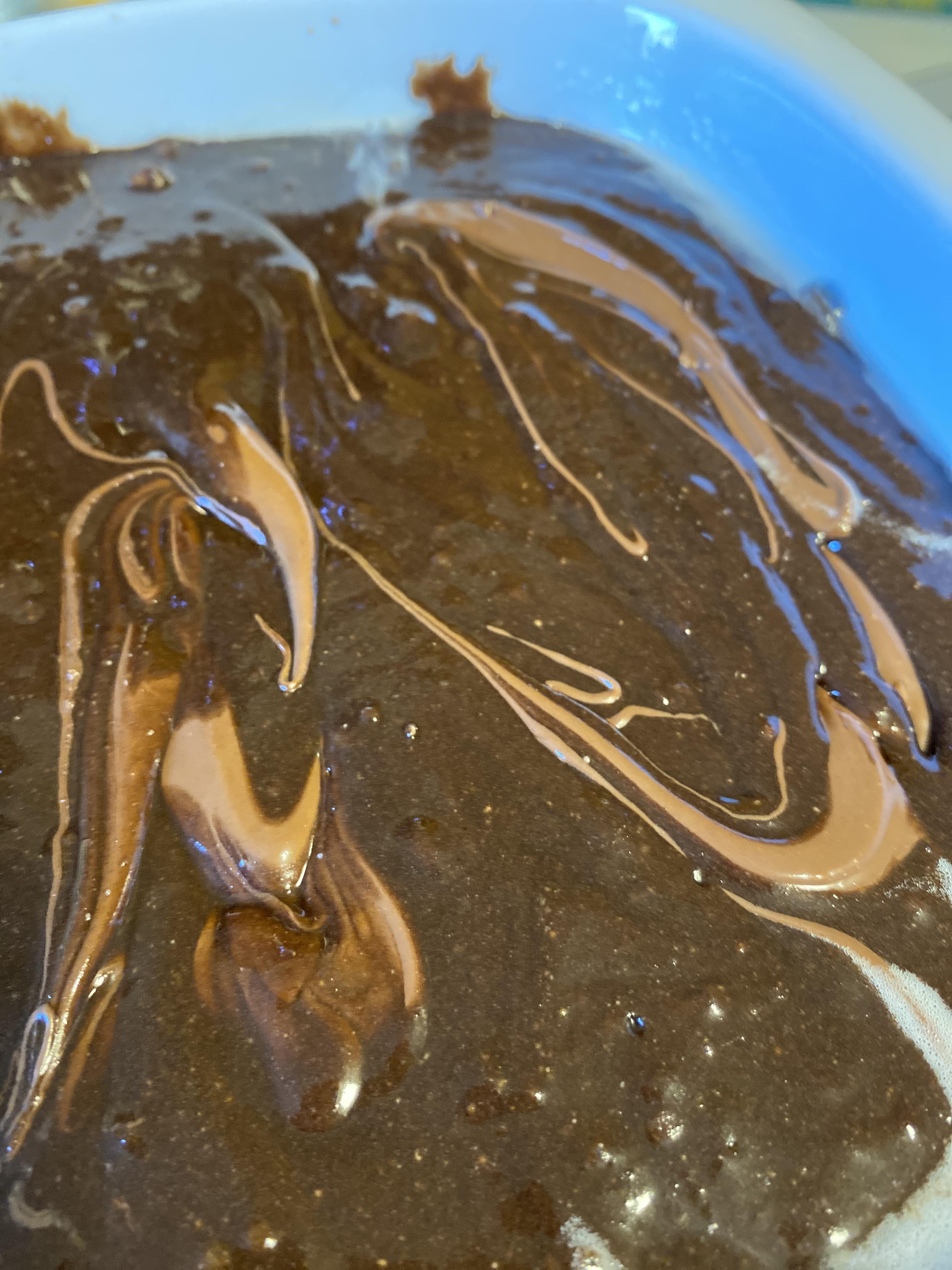 Nutella swirled dark chocolate brownies | Scrolller