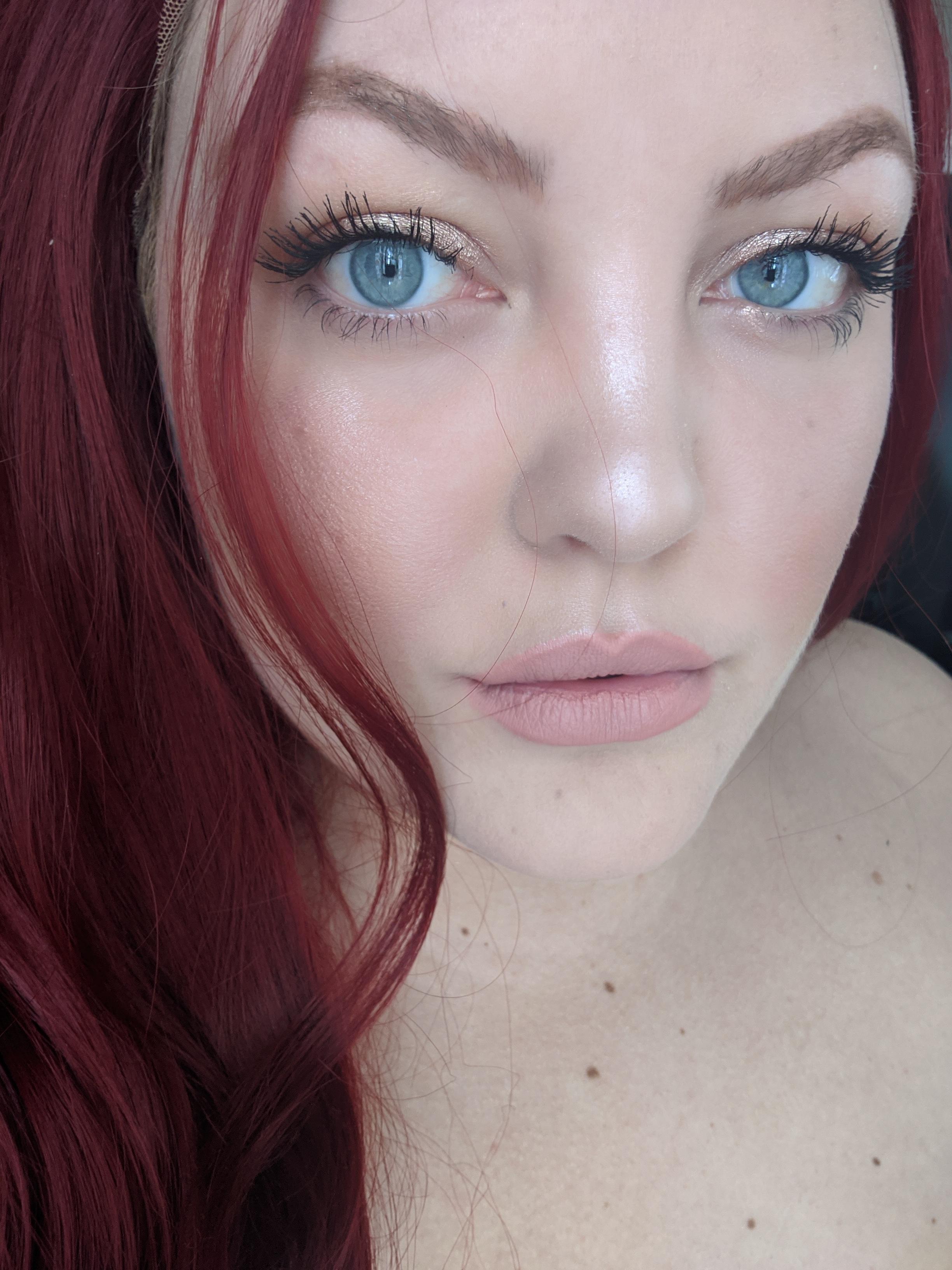 [OC] Eye contact is important. | Scrolller