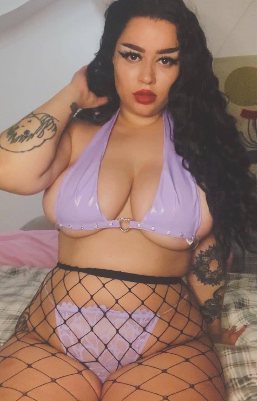 (oc) Am I dominant or submissive? 😜 | Scrolller