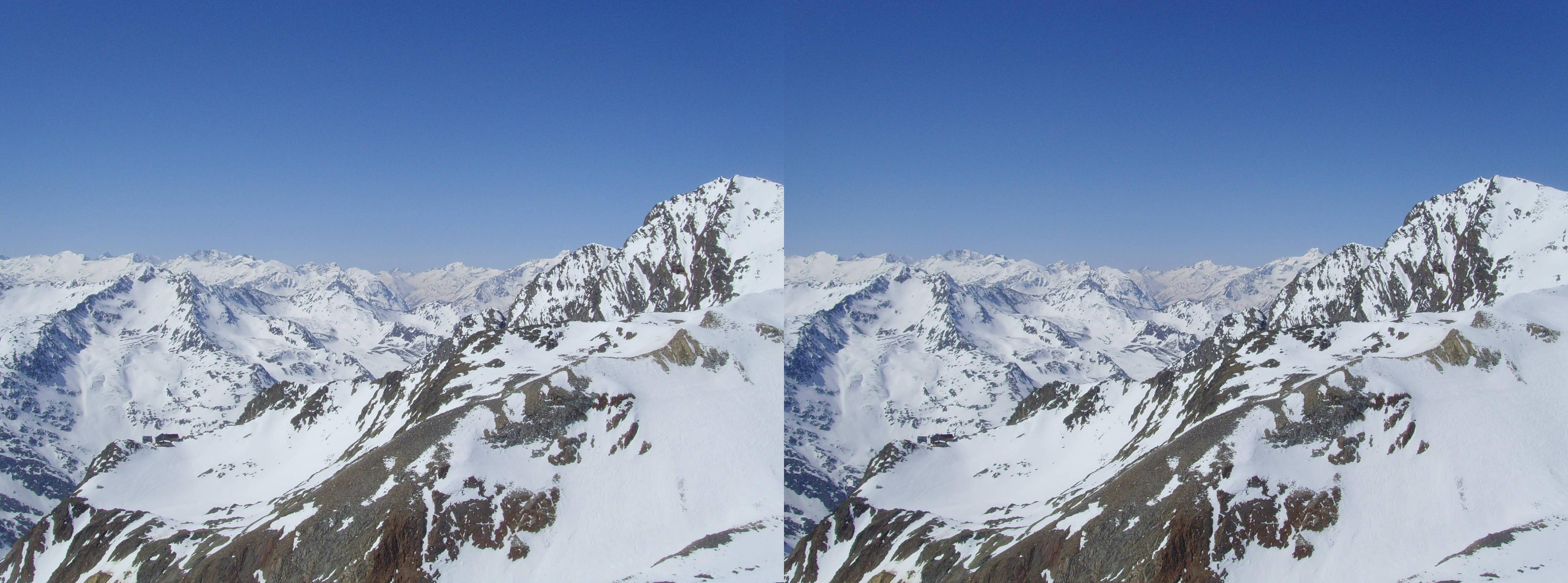 [OC] Swiss / Italian Alps with 10 meters separation | Scrolller