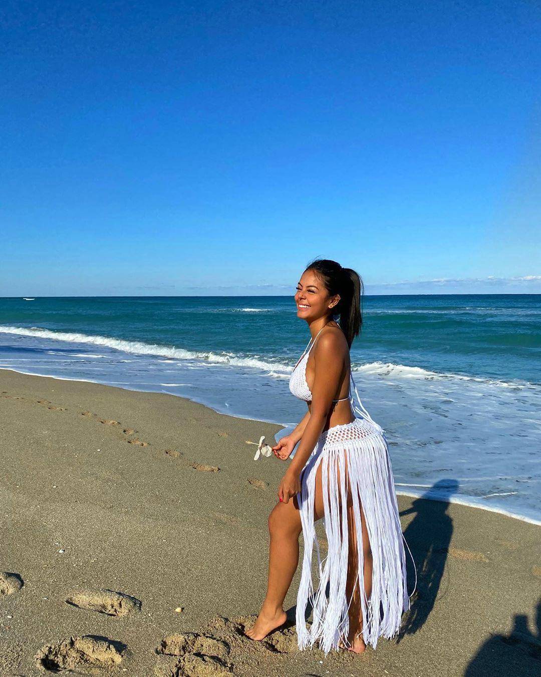 Ocean smile | Scrolller