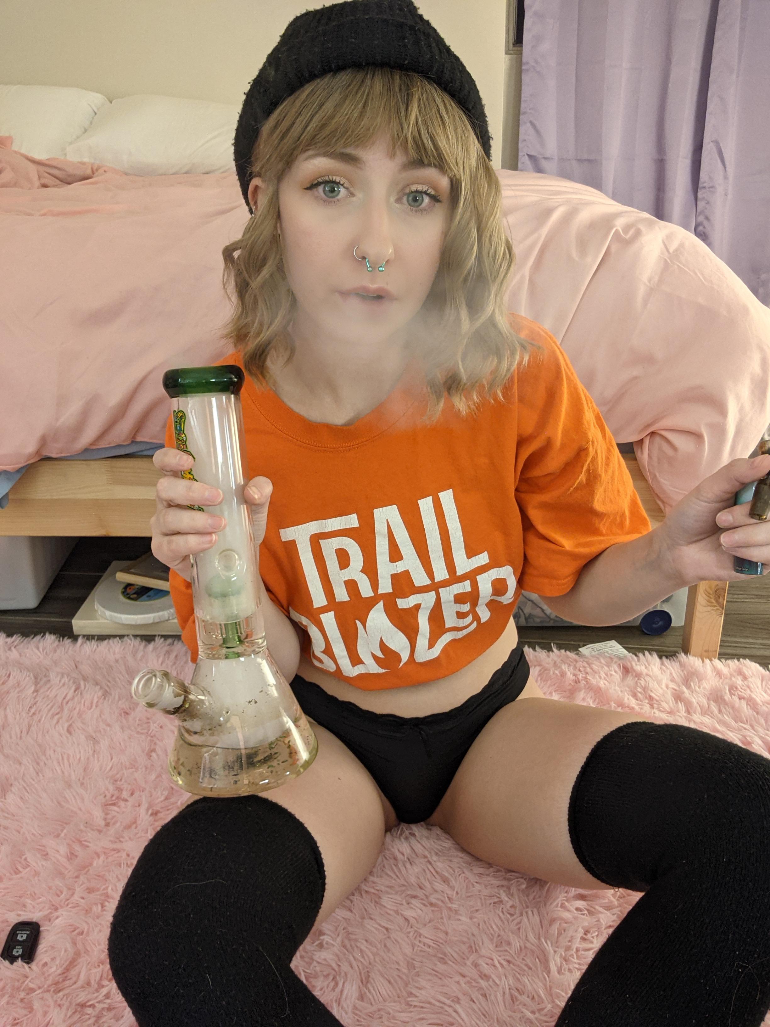 Of course I had go wear my trail blazer shirt while doing a shoot with my bong 🌿🔥 | Scrolller