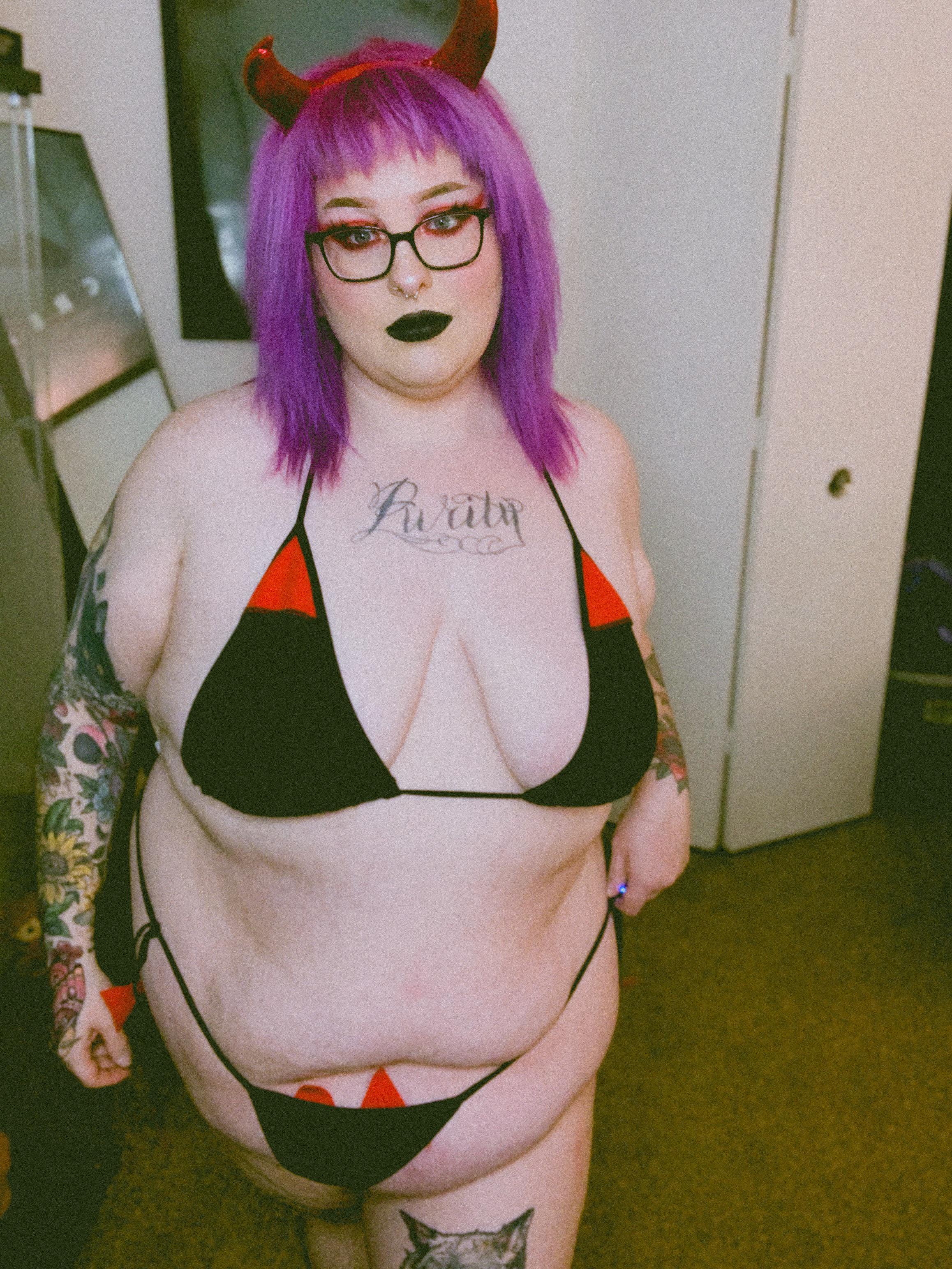 OF : plussizexprincess | Scrolller