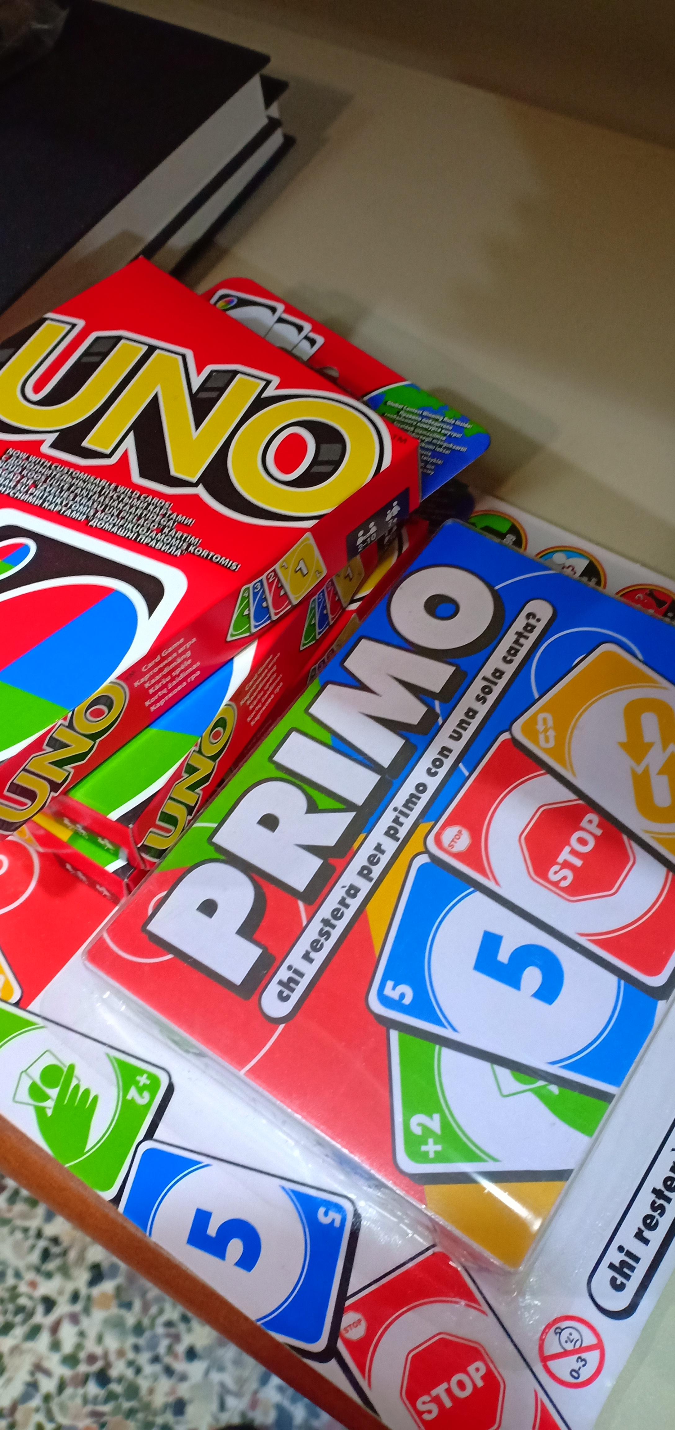 Offbrand Uno | Scrolller