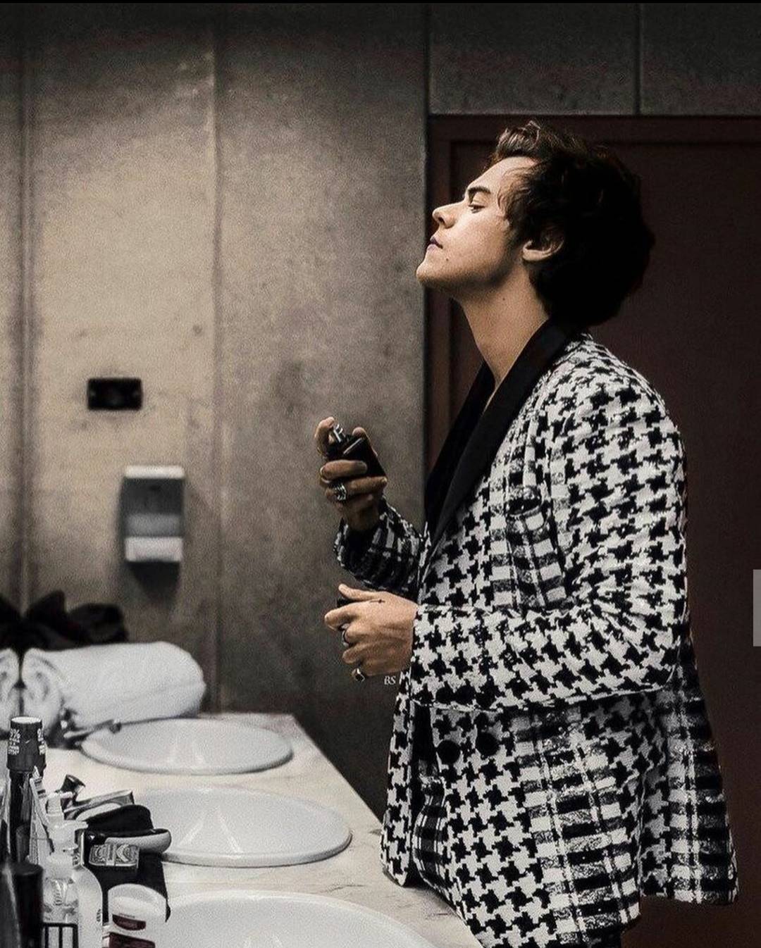 oh damn 💜 | Scrolller