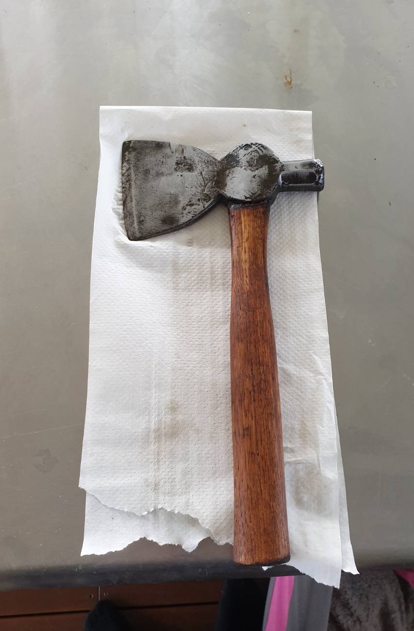 Old tomahawk i oiled. Tried to keep it rustic | Scrolller