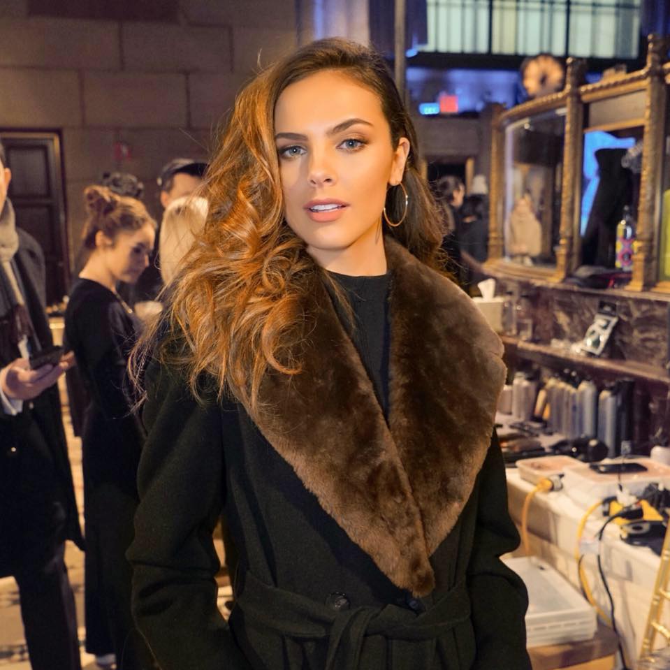 Olivia Caputo | Scrolller