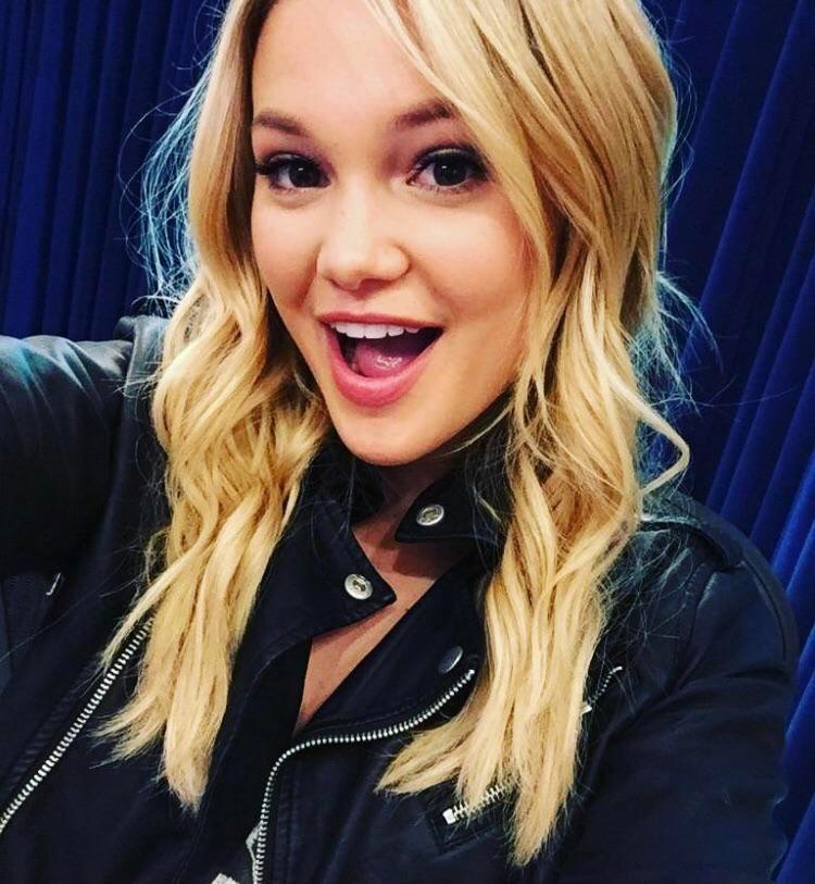 Olivia Holt drives me crazy | Scrolller