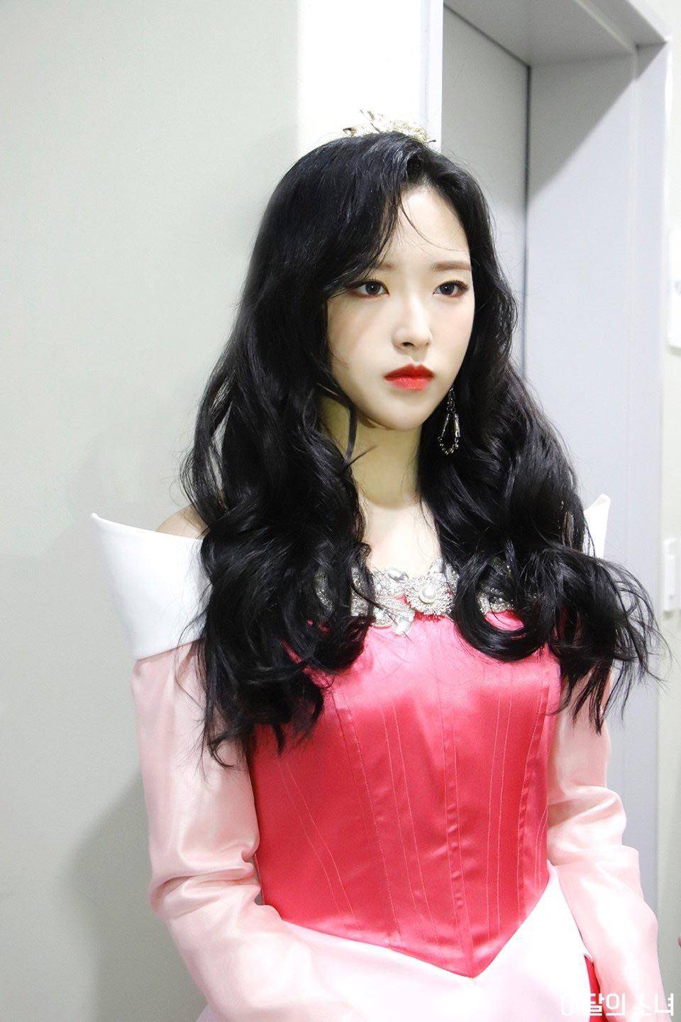 Olivia Hye | Scrolller