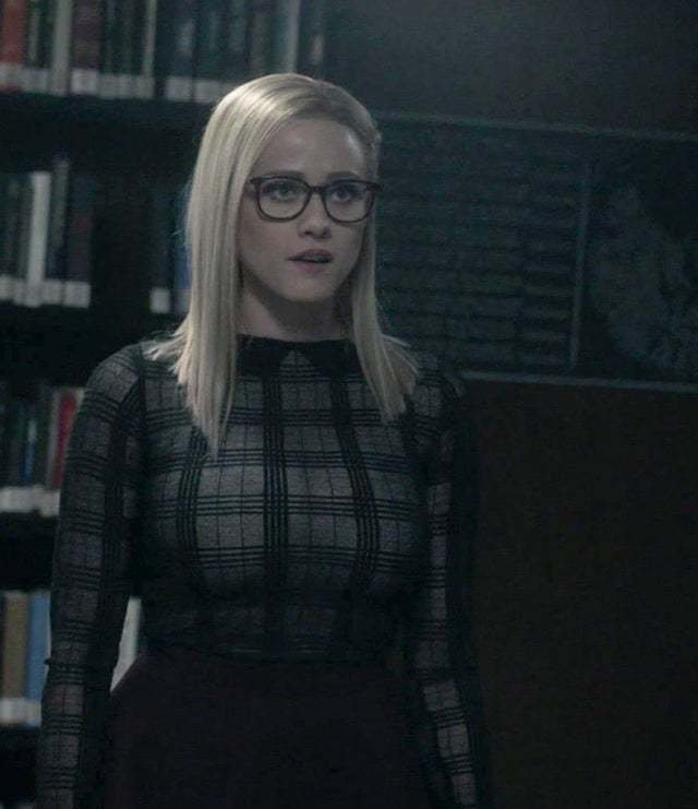 Olivia Taylor Dudley | Scrolller